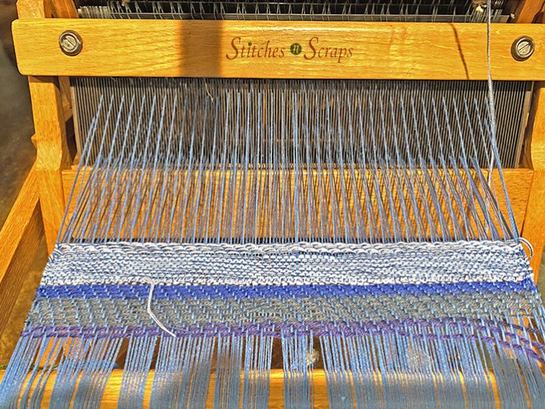 Learning to Weave - 3x1 Twill Weave Scarf - Stitches n Scraps