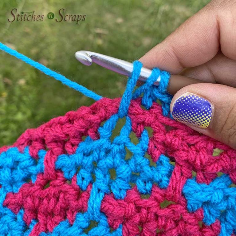 How to Crochet a Baby Blanket - Electric Bubblegum - Stitches n Scraps