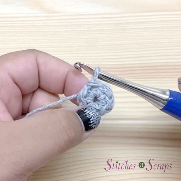 How to Start a Crochet Circle - 3 Ways - Stitches n Scraps