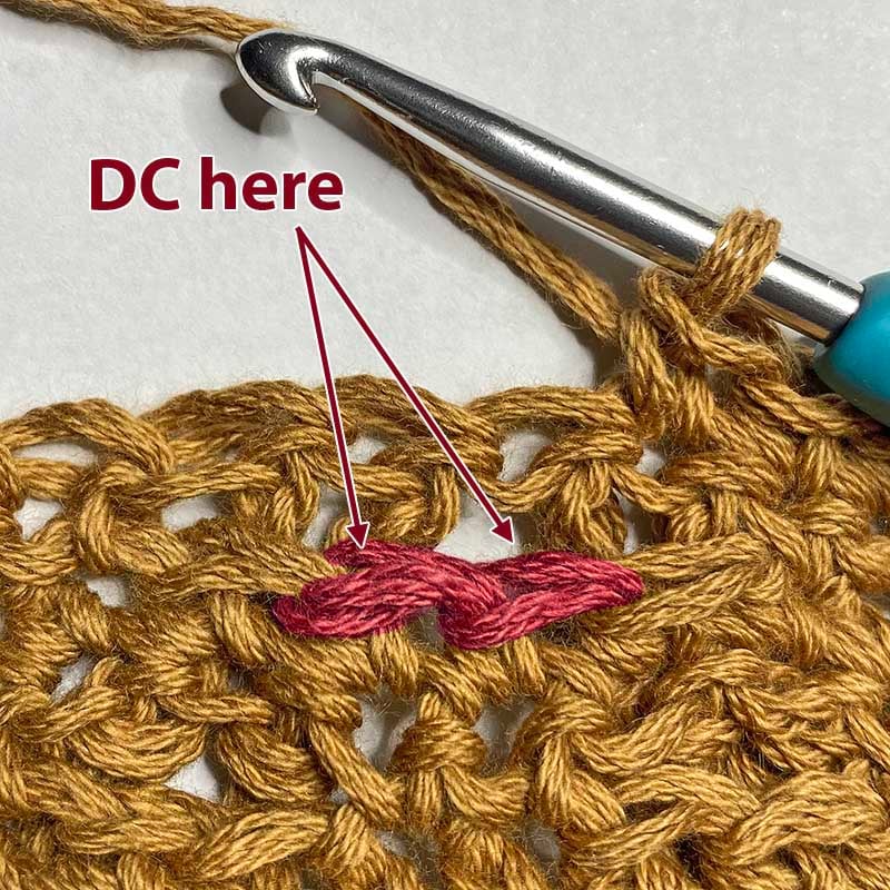 Cable Runner Cabled Crochet Table Runner Pattern - Stitches n Scraps